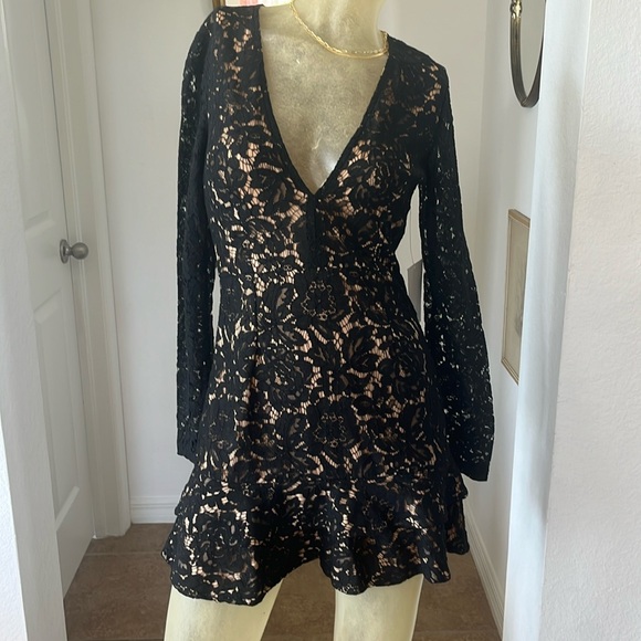 Tobi | Dresses | Nwt Tobi Lace Ruffle Dress | Poshmark